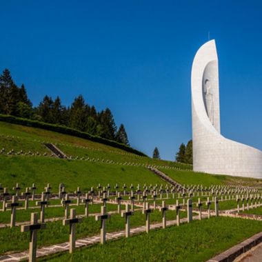 Club Vosgien - randonnée vers les hauts lieux de Mémoire de l'Alsace au ...